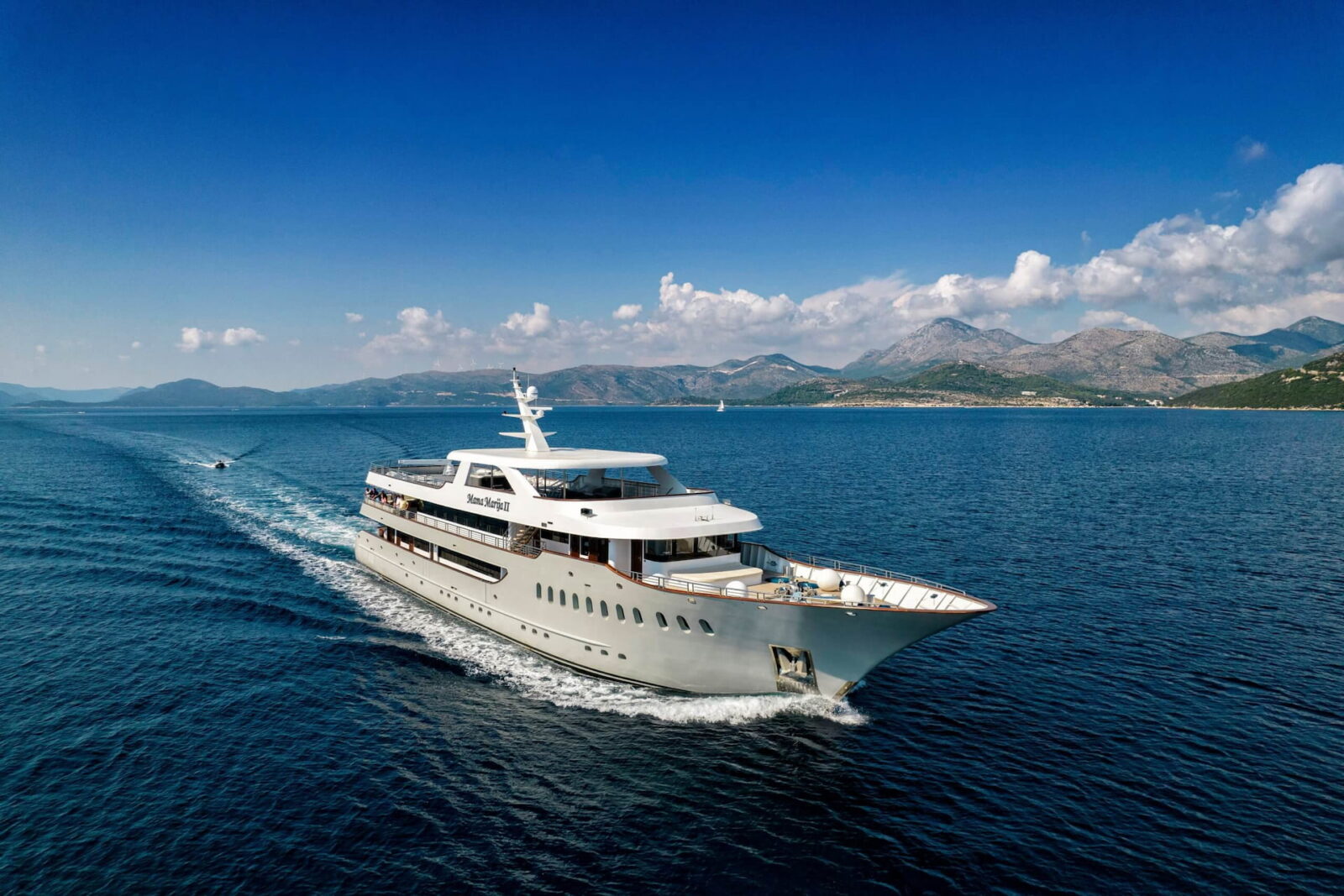 Cruise Croatia with style with luxury smal ship Mama Marija 2